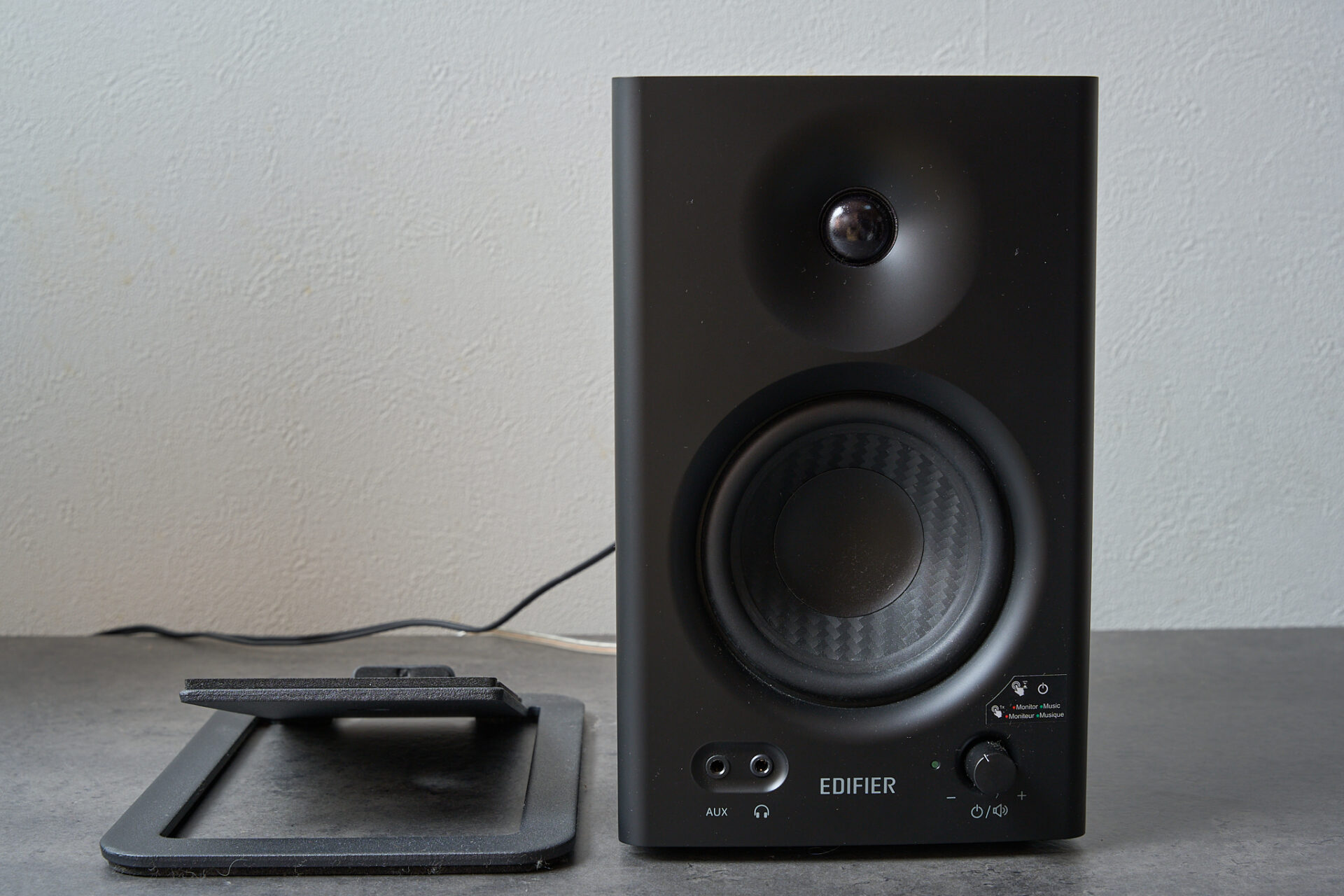 Edifier MR4をレビュー│デスク用のスピーカーは迷ったらコレ – しんぴのモノローグ