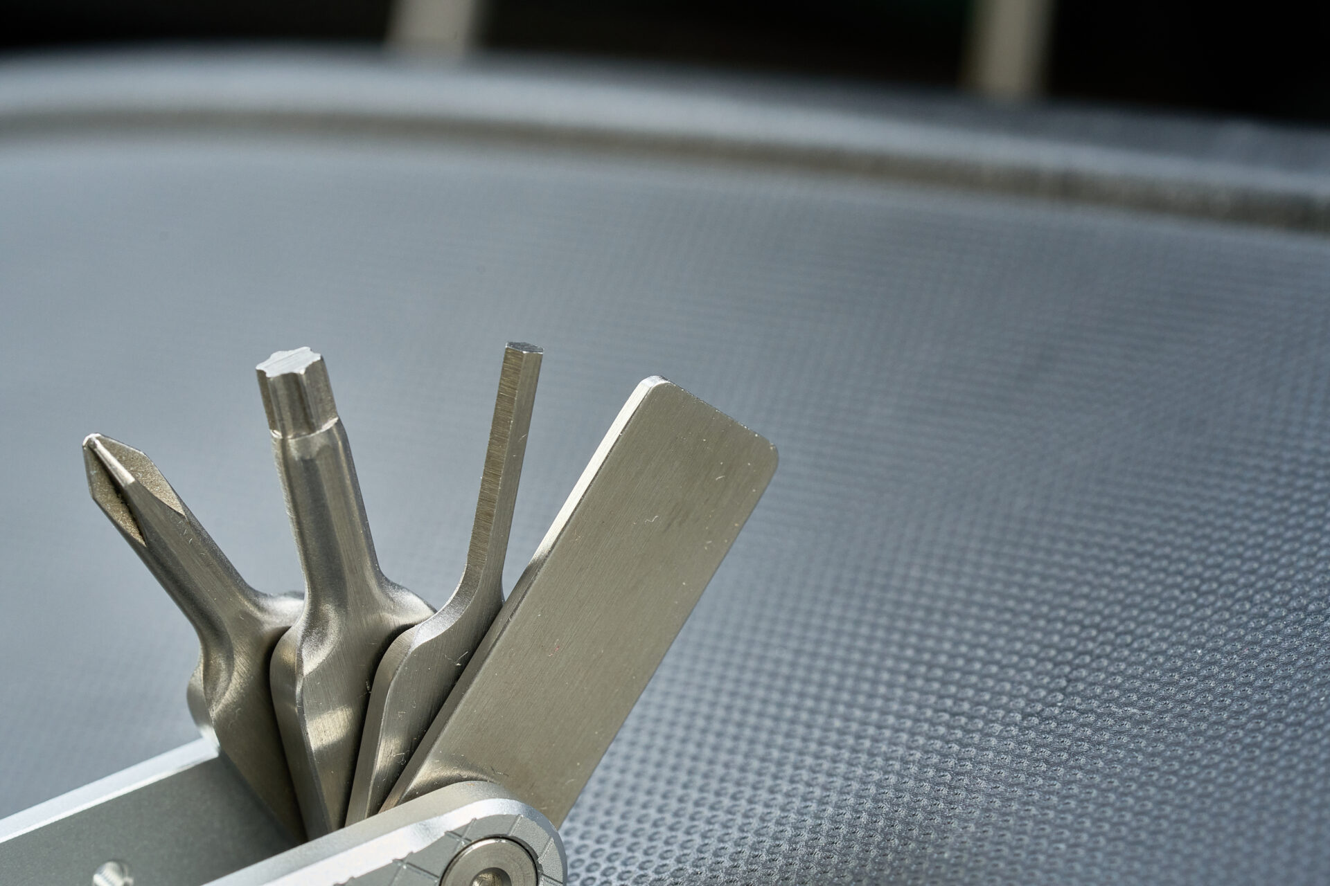 SmallRig-multi-tool-flat-plate – しんぴのモノローグ