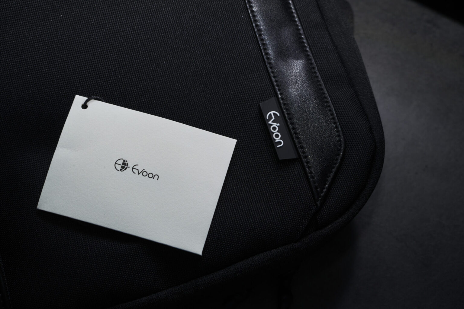 Evoon マルチビジネスリュックSlimをレビュー│薄型なのに大容量な頼もしいバッグ – しんぴのモノローグ
