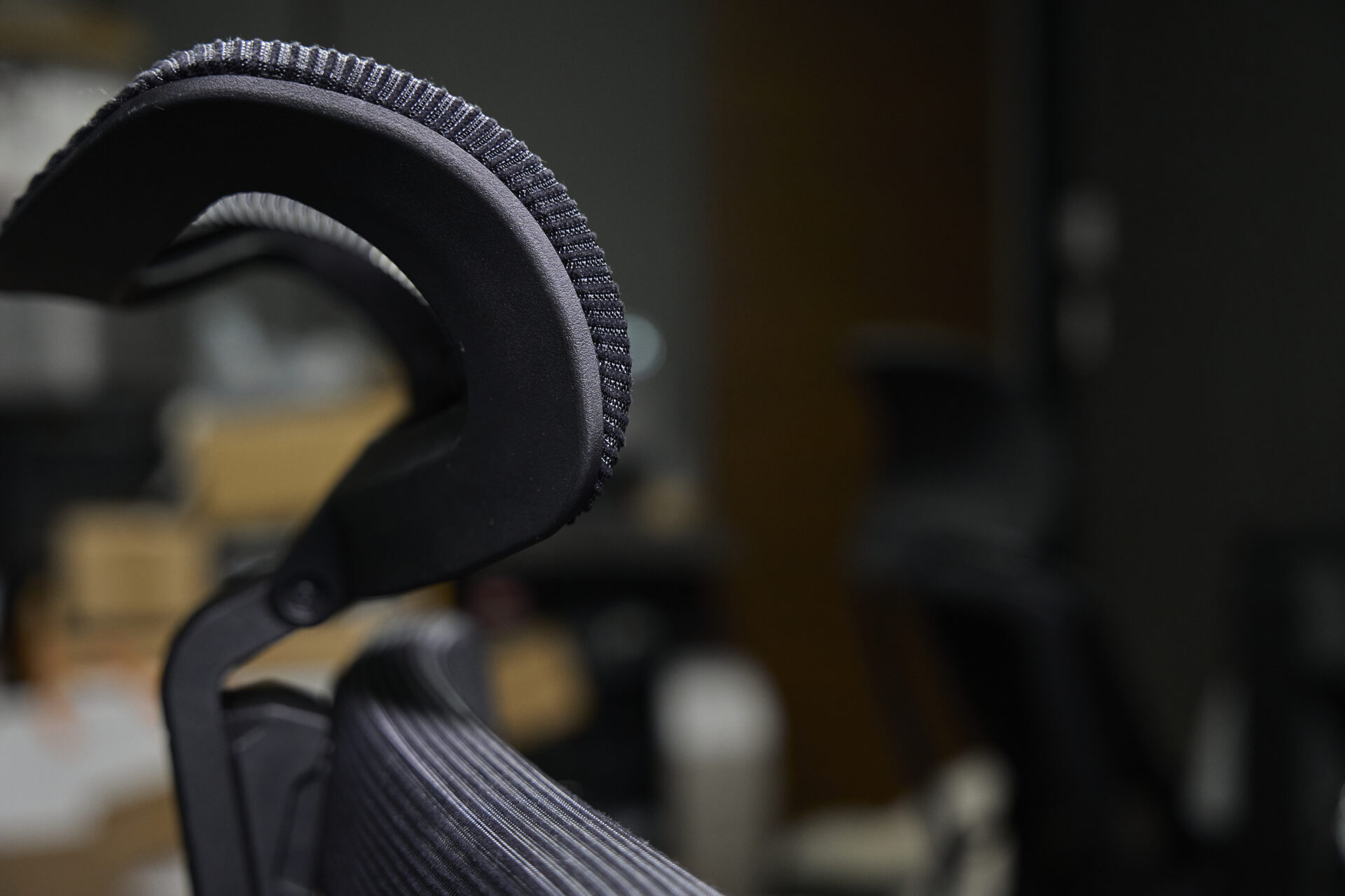 FlexiSpot C7 Proをレビュー│機能てんこ盛りのコスパ最強オフィスチェア – しんぴのモノローグ