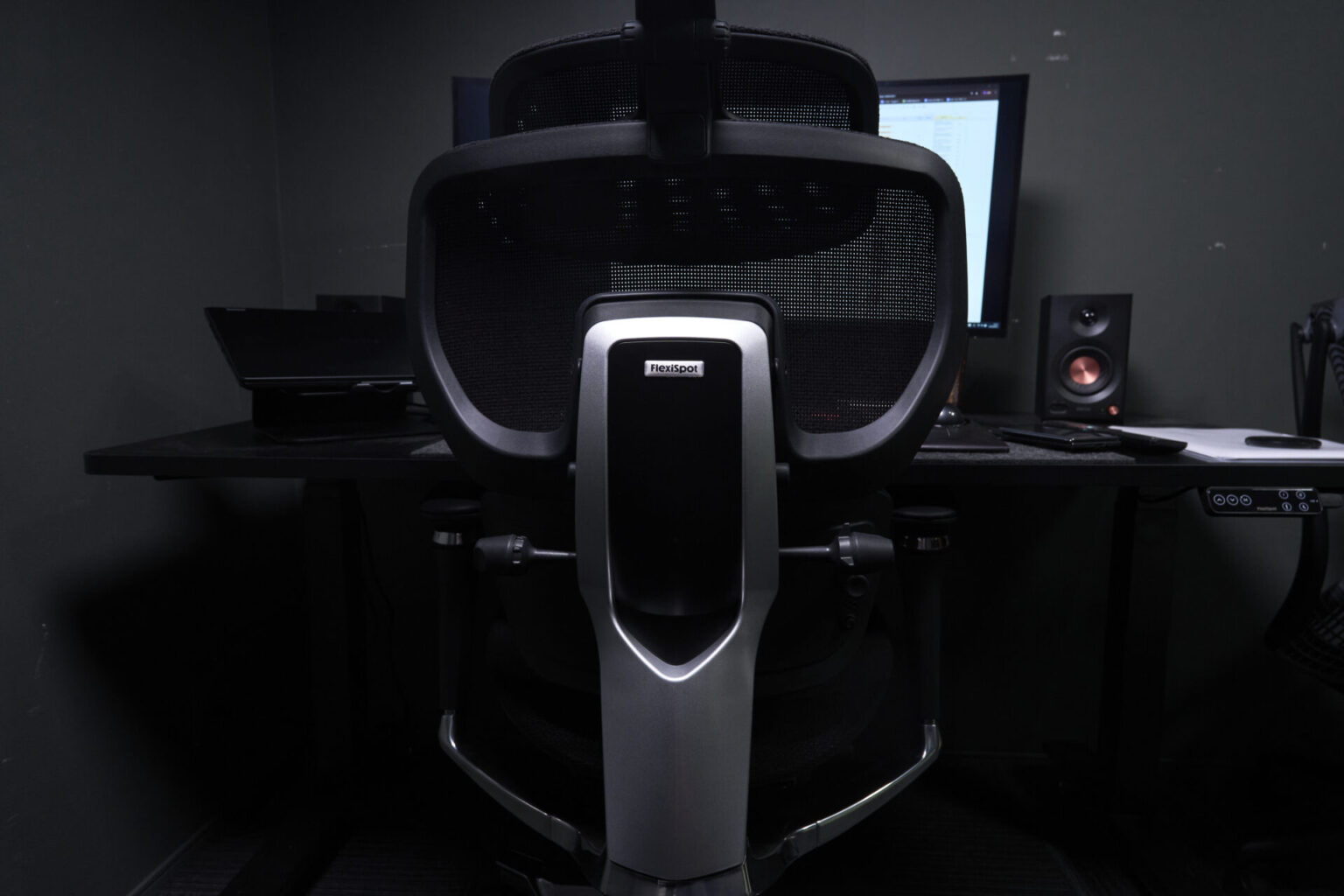 FlexiSpot C7 Morpherをレビュー│ついに登場、超ハイスペックなオフィスチェア – しんぴのモノローグ